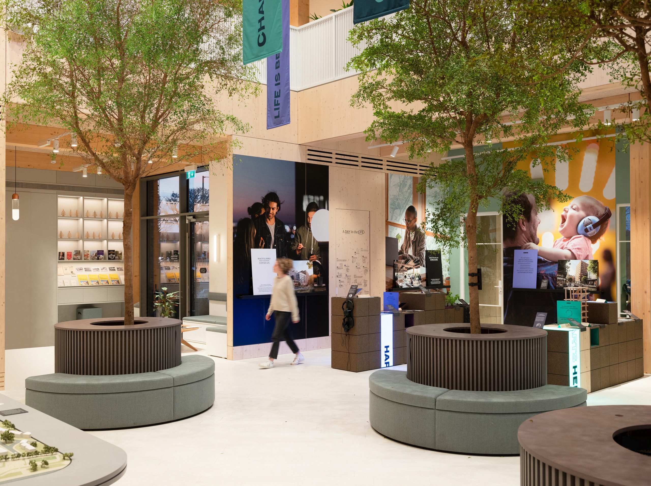 Brent Cross Town: Visitor Pavilion | DNCO